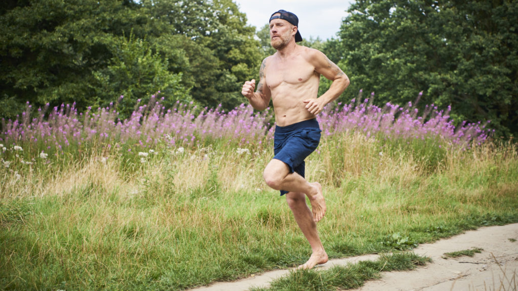 Tony Riddle Crosses Great Britain Barefoot but Not Broken – The Outdoor ...